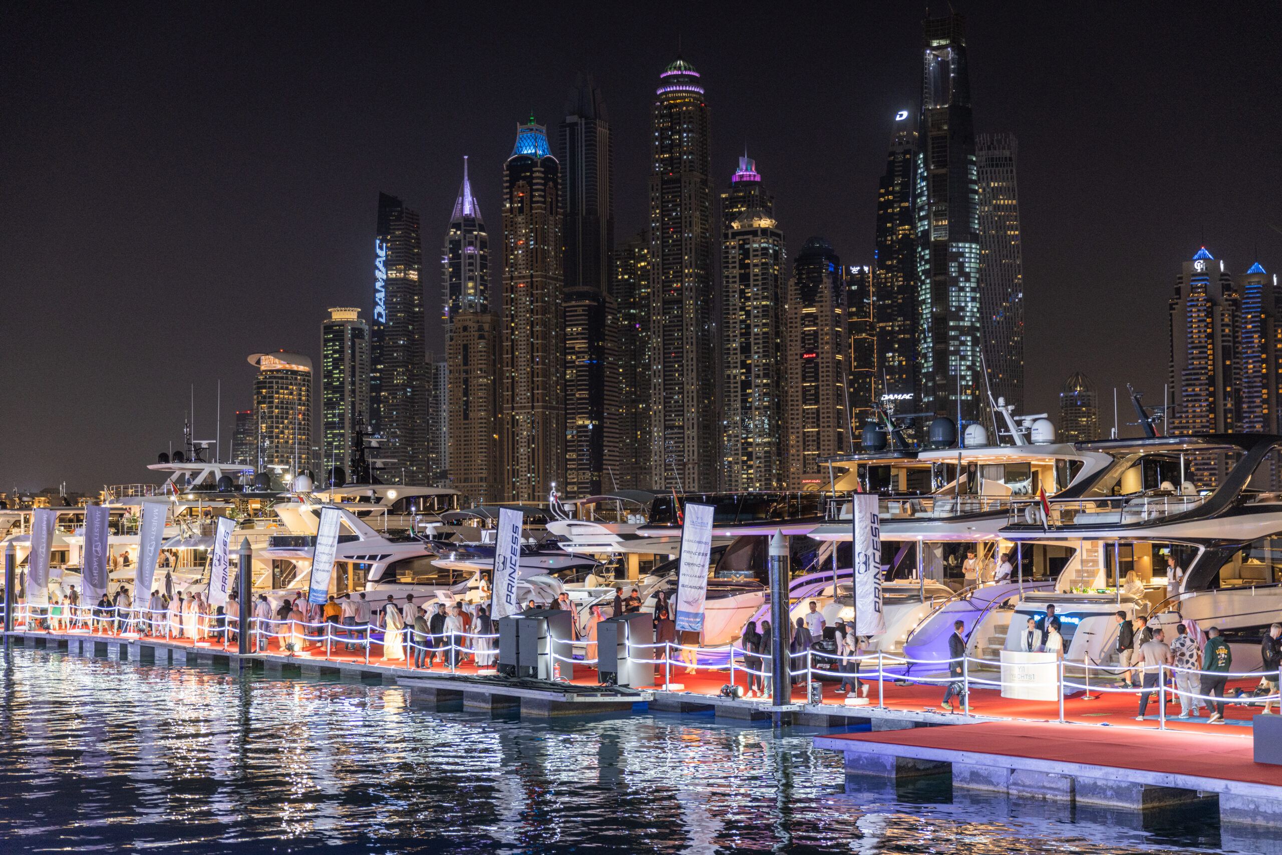 NEOM GALLERY - naf.plus